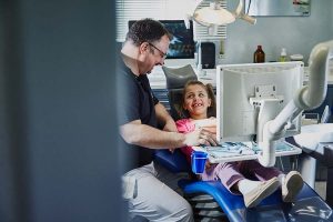 Zahnarzt Leinfelden Echterdingen - Dr. Michael Bechtold